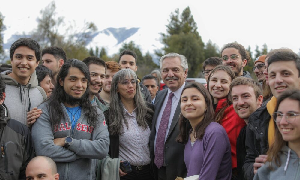Bariloche, entre la visita del BIE y la nueva “capital de la ciencia y ...
